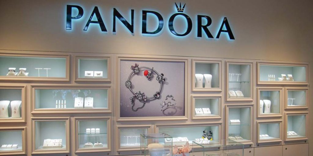 Pandora - Downtown Brooklyn